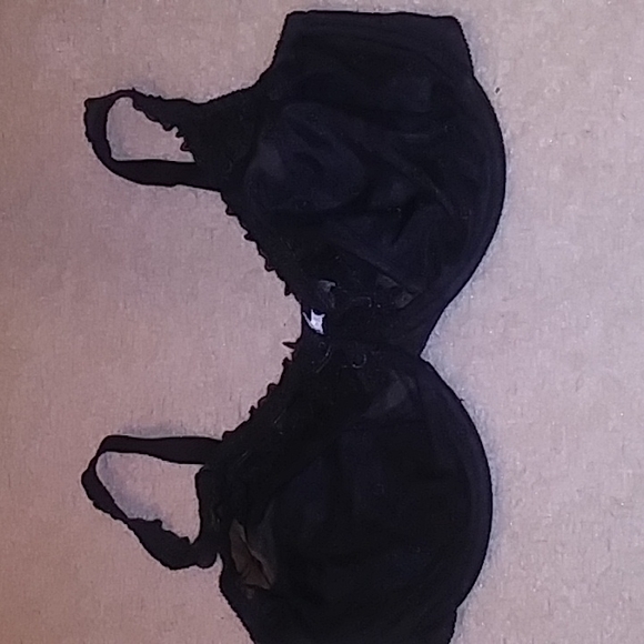 Bali | Intimates & Sleepwear | Womans Bali Bra Size 4dd | Poshmark
